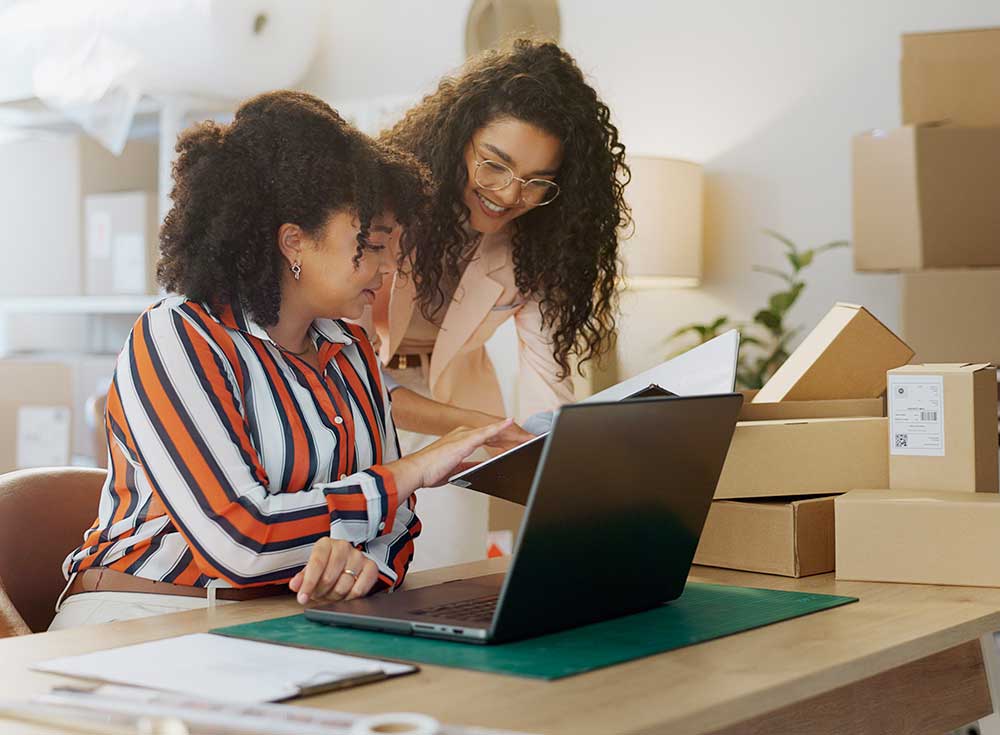 Headstrong Helmets | Casques de sécurité personnalisés